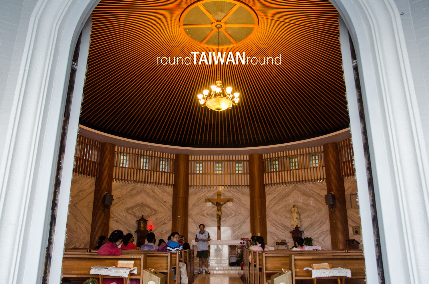 Five-Peak Flag Catholic Church - Yilan Attractions Recommended | Round ...